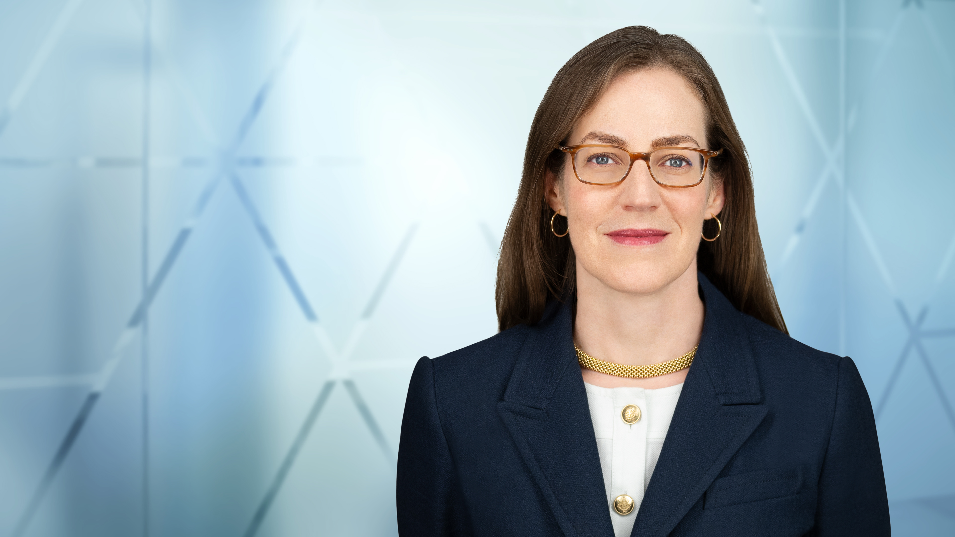 Elizabeth Mann | Verisk